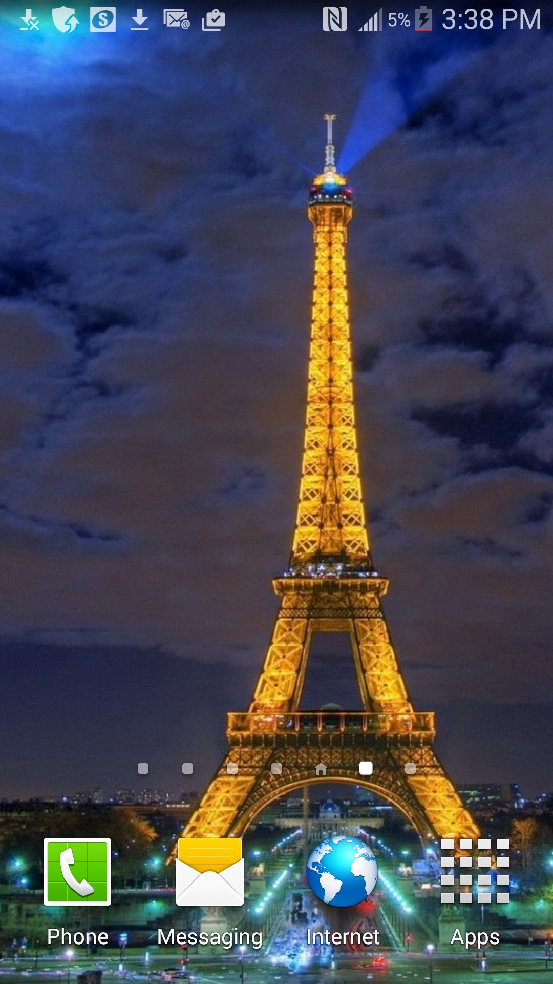 Paris Live Wallpaper APK for Android Download