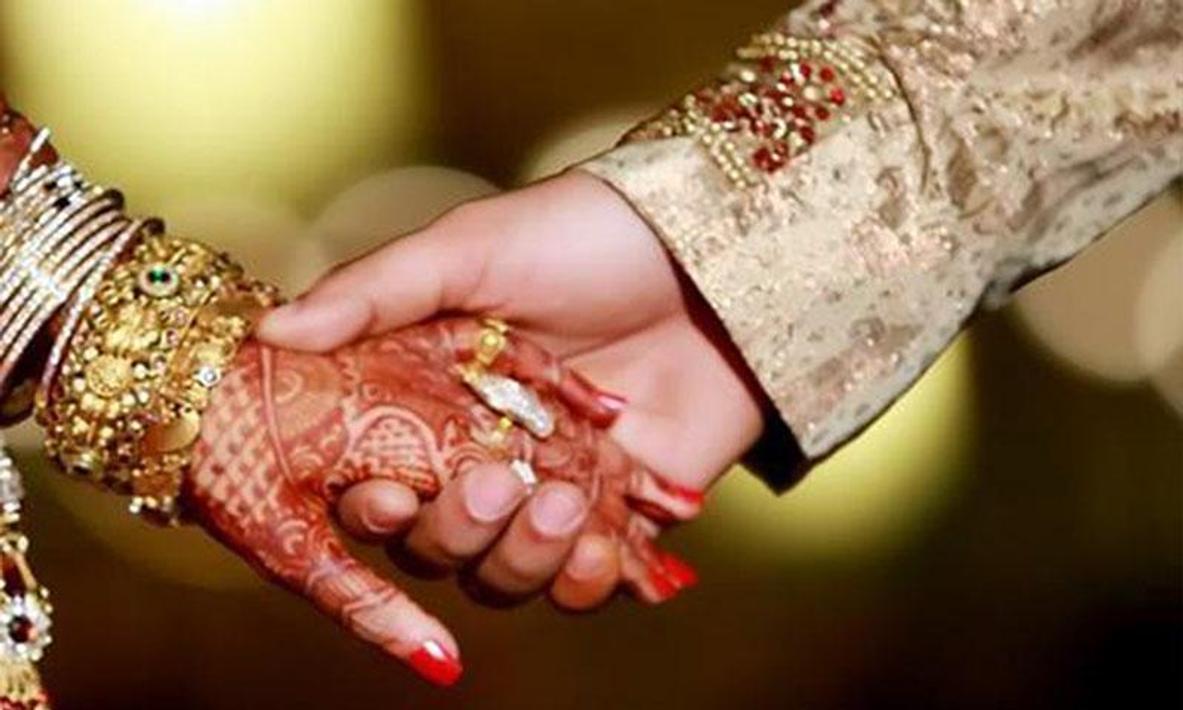 下载shadi Ki Pehli Raat Suhag Raat的安卓版本