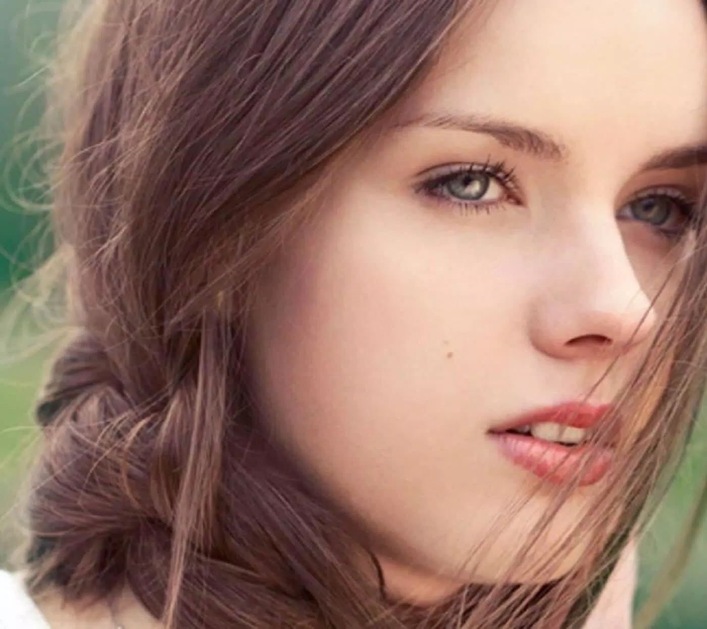 Beautiful Girls Wallpapers For Facebook Profile
