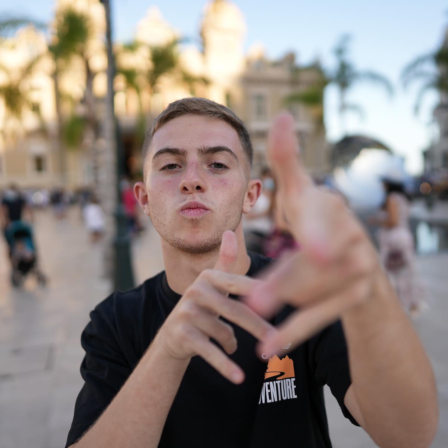 Michou HD 4K Wallpapers安卓版應用APK下載