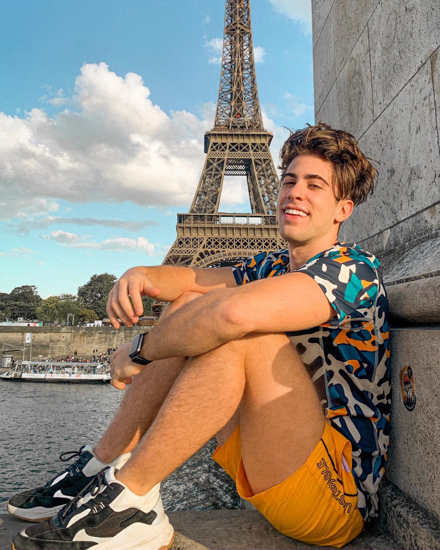 Alejo Igoa Wallpaper HD 4K安卓版应用APK下载